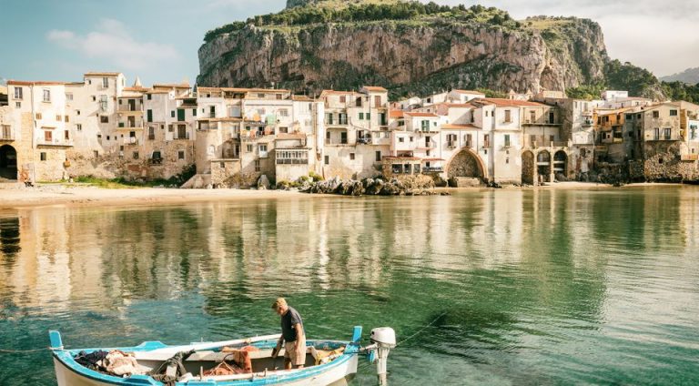 Sicilia: il Sarcofago di Raffadali - Snav Magazine