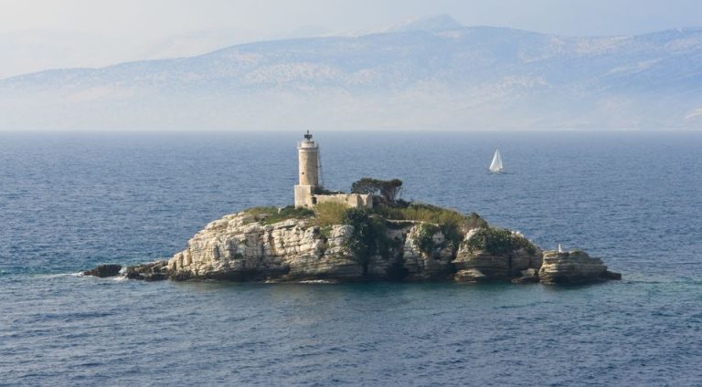 Ventotene: il Borgo Borbonico - SNAV Magazine